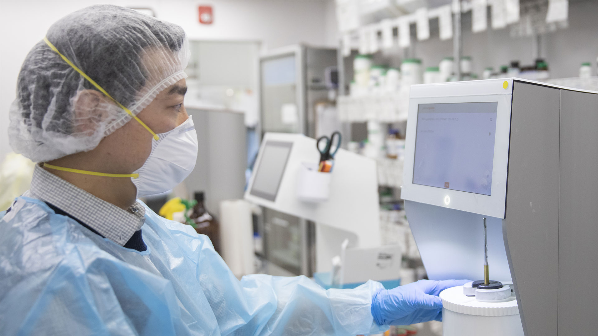 Meeting patients’ compounding needs - Alberta College of Pharmacy